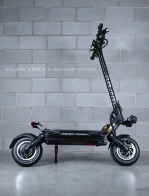 DUALTRON THUNDER 3 - The Legendary E-Scooter Endures